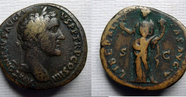 Antoninus Pius - Liberalitas sestertius (JUL2251) - Sestertius ...