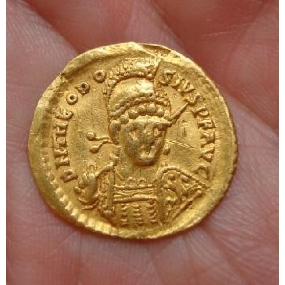 Theodosius II - SOLIDUS GOLD! with Valentinian III - solidus SALVS ...