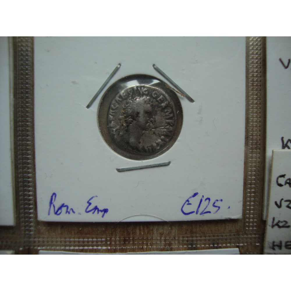Collection of 11 roman coins (AP23111) - 11 roman coins | RomanCoinShop.com