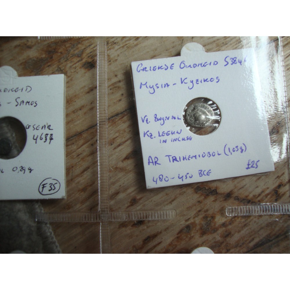 Small collection of Greek coins (MA2394) - 22 greek coins ...