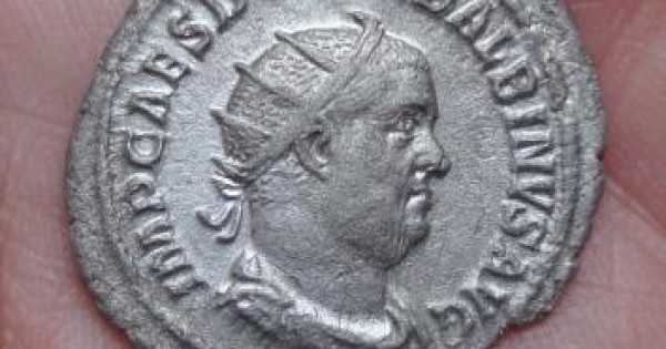 Balbinus -Rare Emperor - Clasped hands | RomanCoinShop.com