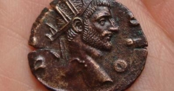 Claudius II - DIVO CLAUDIO altar - Consecratio altaar | RomanCoinShop.com